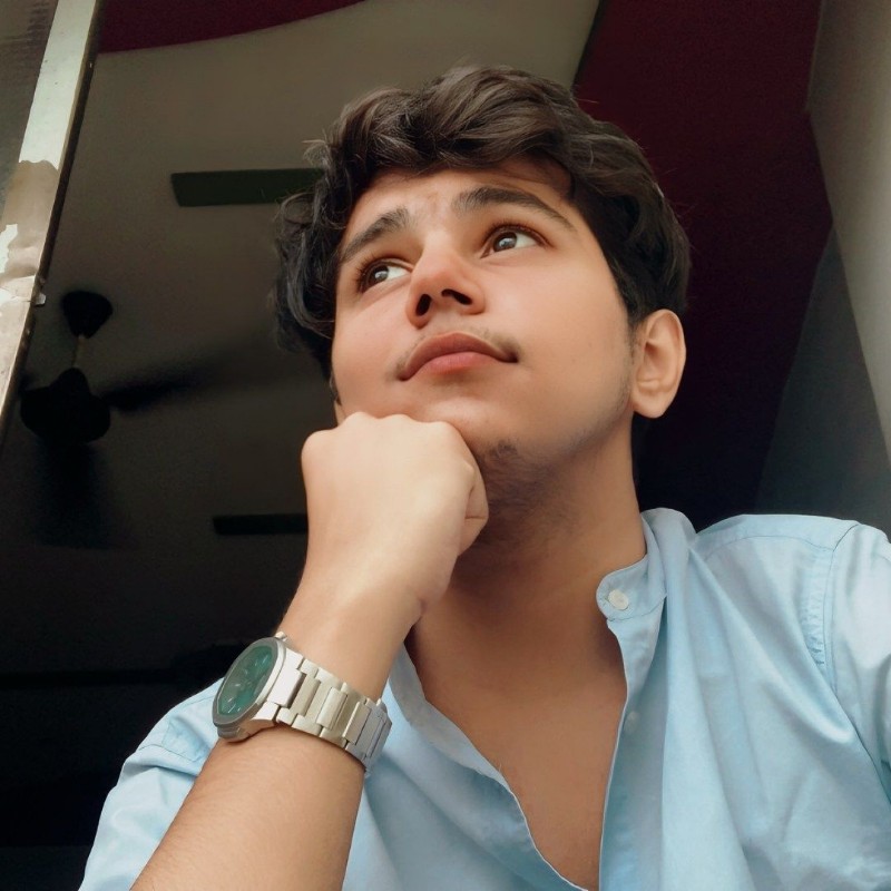 شازیب 🖤(@ig_shazeb) | สตอรี่ Snapchat ตลอดจน Spotlight และเลนส์