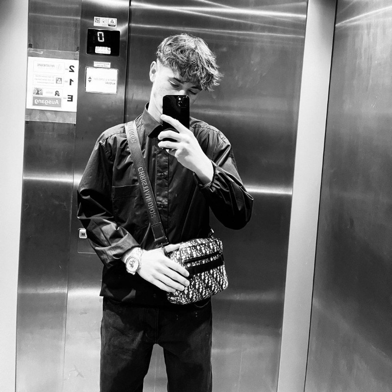 Igor⚡️ (@igor15.09) | Snapchat Stories, Spotlight & Lenses