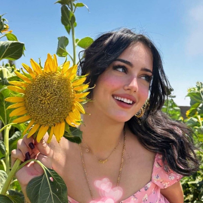 Maya Majed🫁☀️💉 (@iimaya.1) | Snapchat Stories, Spotlight & Lenses