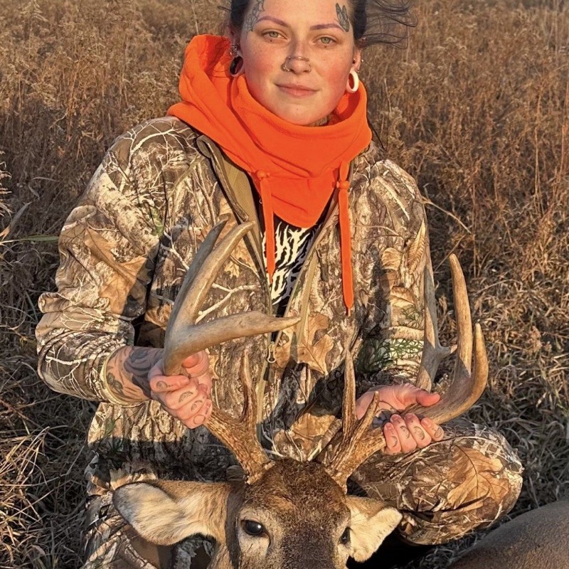 Autumn🧿🕷🕸💀🦷🍂🪶 (@imabarstowgirl) | Snapchat Stories, Spotlight & Lenses