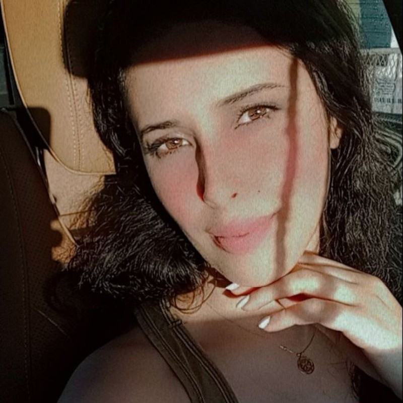 April🐞 (@imabchour40) | Snapchat Stories, Spotlight & Lenses