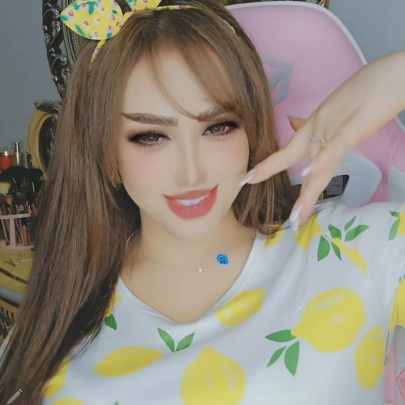 سنافيه🌺 (@imi.azzi) | Snapchat Stories, Spotlight & Lenses