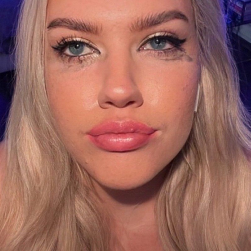 morgan adams (@imorganadams) | Snapchat Stories, Spotlight & Lenses