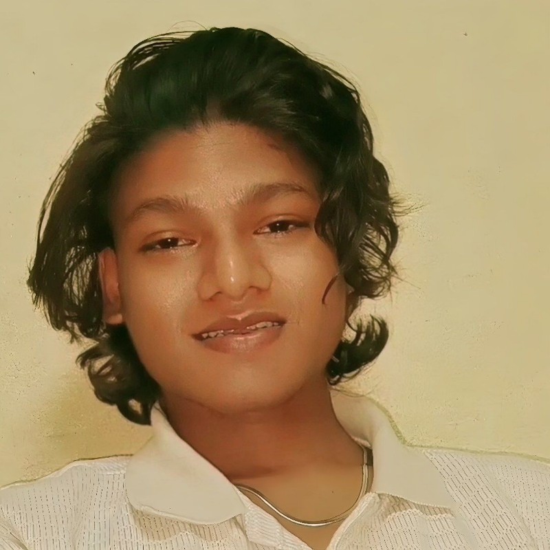 IMRELATABLEE (@imrelatablee) | Snapchat-Stories, Spotlight och linser