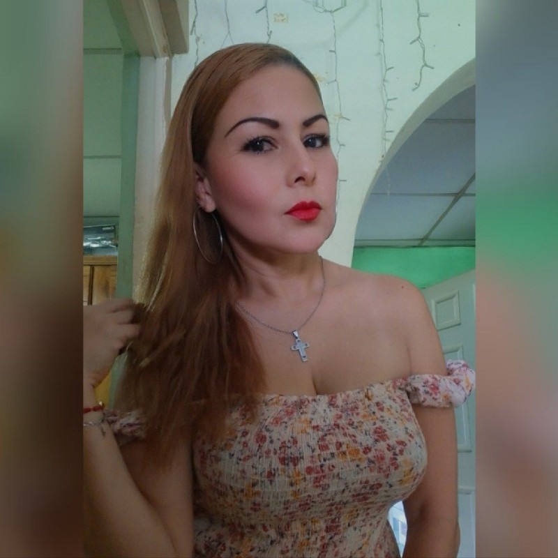 Ingrid Flores (@ingridflore7399) | Snapchat Stories, Spotlight & Lenses