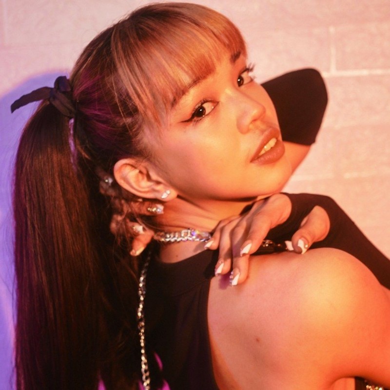 Innah Bee (@innahbee) | Snapchat Stories, Spotlight & Lenses