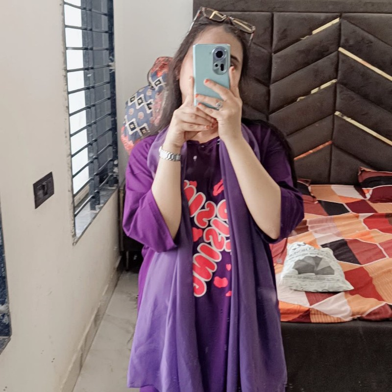 iam insha (@inshak4835) | Snapchat Stories, Spotlight & Lenses