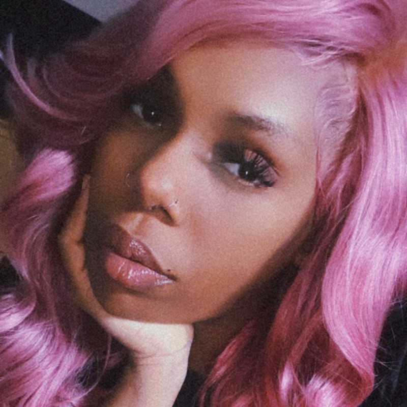 Entro (@intro2official) | Snapchat Stories, Spotlight & Lenses