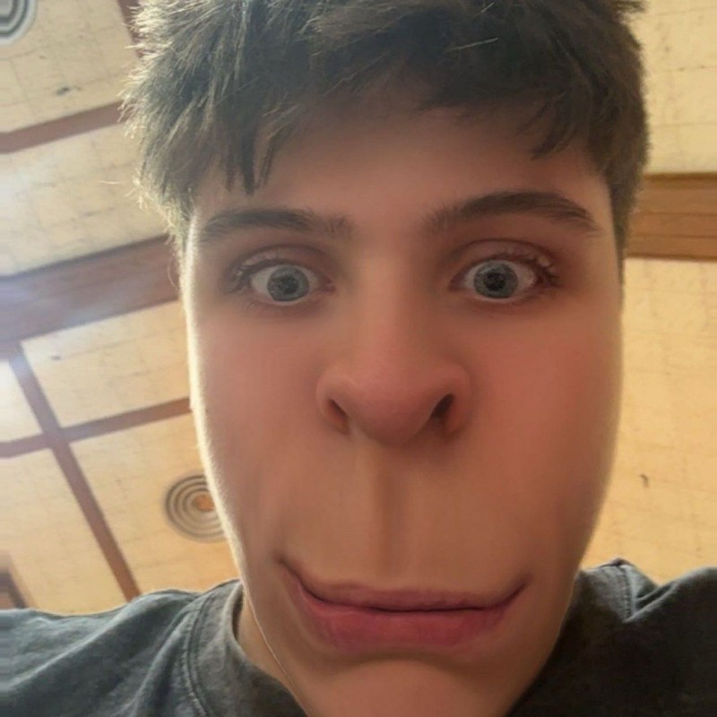 Isaac Graw😉 (@isaac_graw) | Snapchat Stories, Spotlight & Lenses