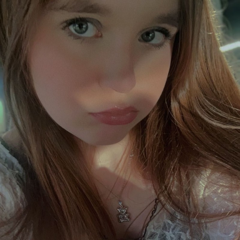 🌙🍂🥀 (@isabellanickles) | Snapchat Stories, Spotlight & Lenses