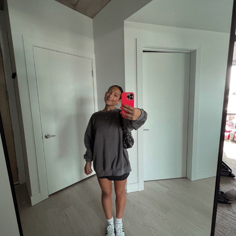 isabelle pfitzer (@isabelle_madi03) | Snapchat Stories, Spotlight & Lenses