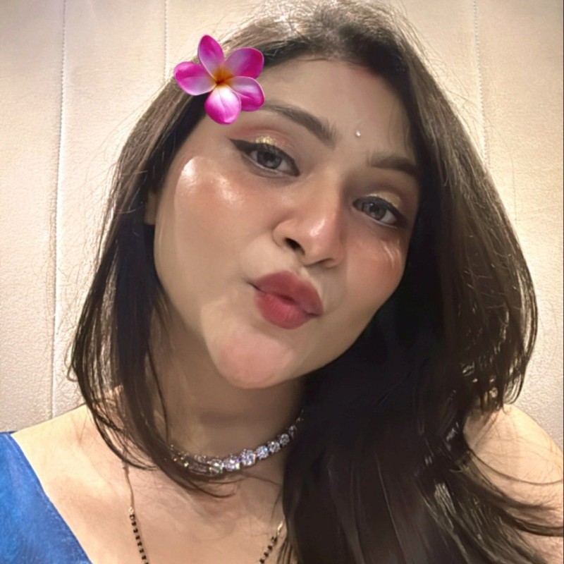 Shivani 🥀 (@ishivaniigupta) | Snapchat Stories, Spotlight & Lenses