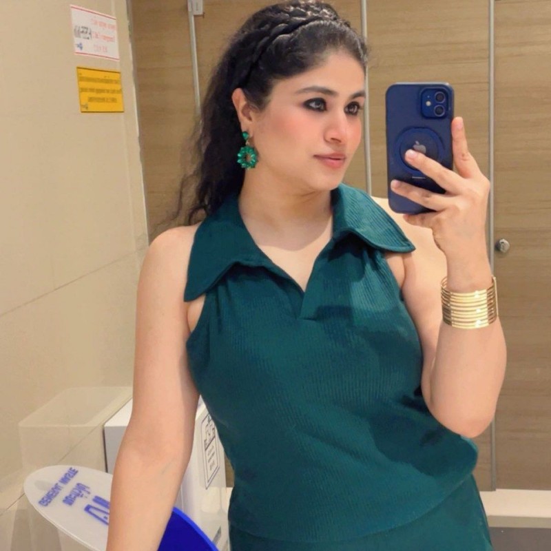 Isha (@ishvid) | Snapchat Stories, Spotlight & Lenses