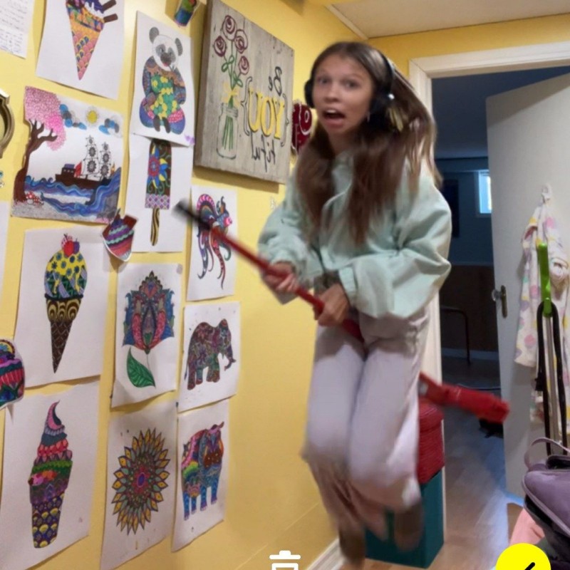 Isla (@isla24cat) | Snapchat Stories, Spotlight & Lenses