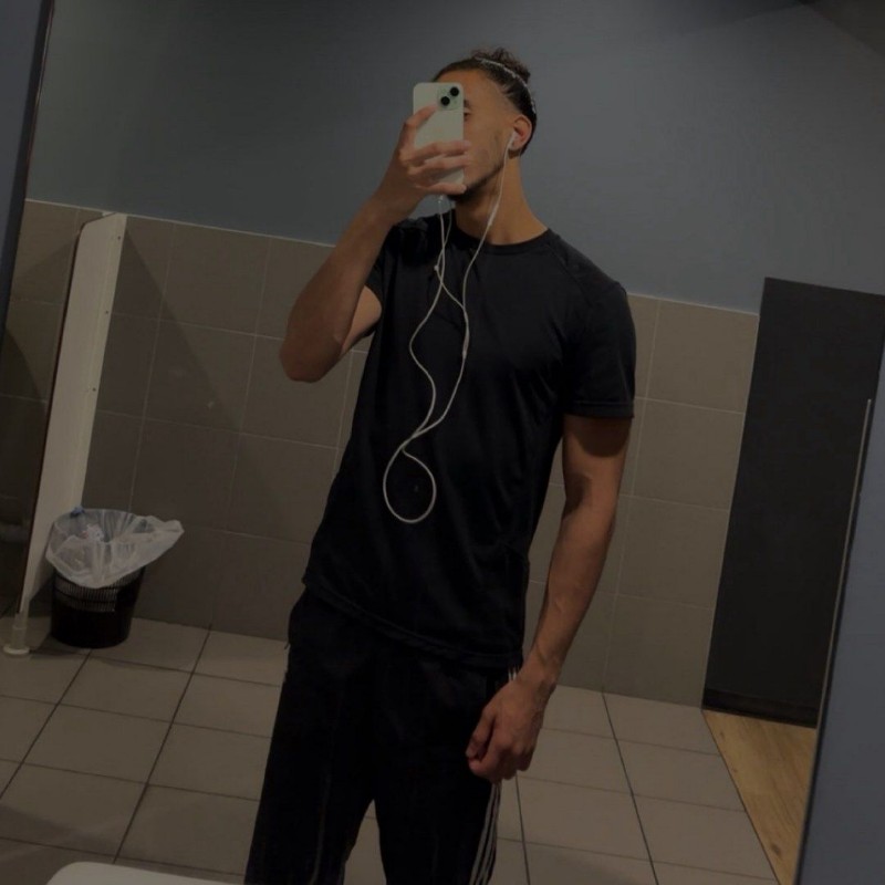 Amir 🕊️ (@ismk.21) | Snapchat Stories, Spotlight & Lenses