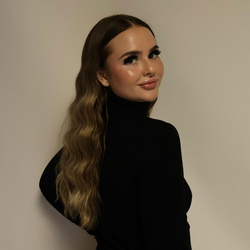 isabelle sweeney (@itoosaucyy) | Snapchat Stories, Spotlight & Lenses