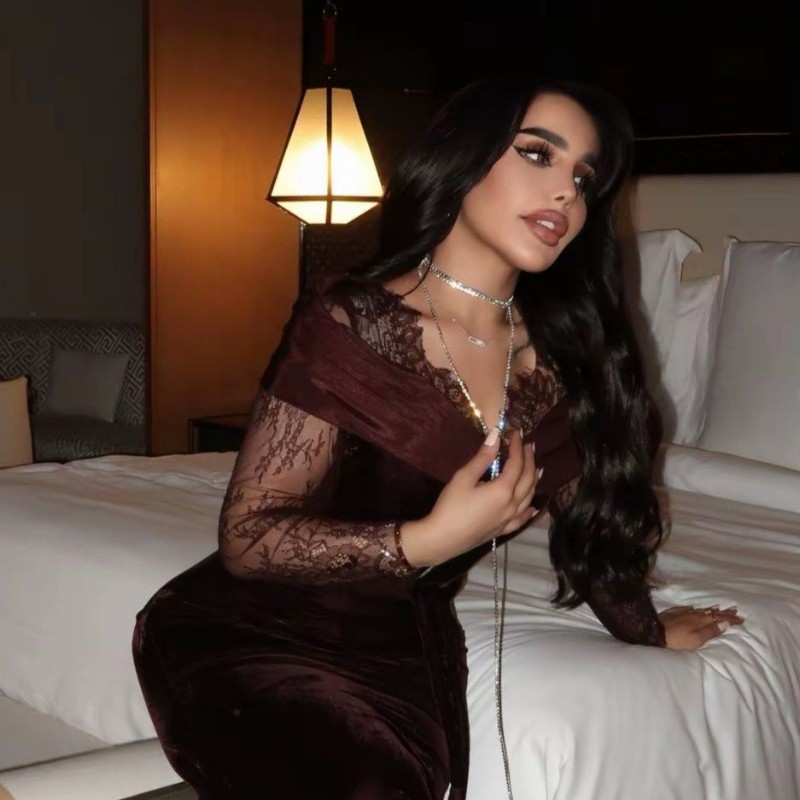 |نوشا Official| (@its.noosha) | Snapchat Stories, Spotlight & Lenses