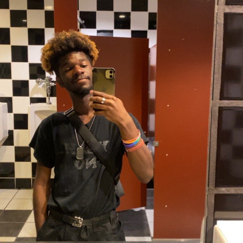 marcus 🎭🎤🎶💛 (@its_markiepoo) | Snapchat Stories, Spotlight & Lenses