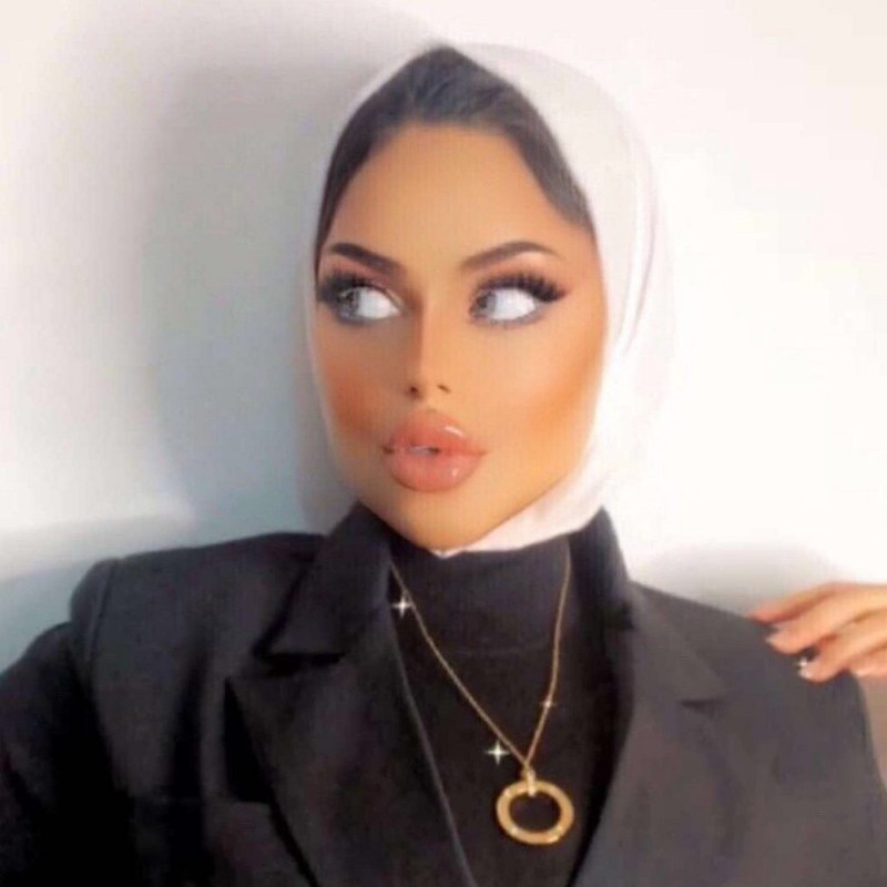 𝓐𝓜𝓞𝓞𝓛𝓐 Artist 💄 (@itsamal_93) | Snapchat Verhalen, Spotlight en Lenzen