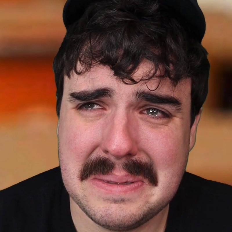 Elliot Simmons (@itselliotsimms) | Snapchat Stories, Spotlight & Lenses