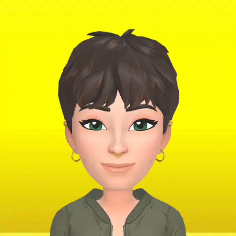 Lucy Lawrence (@itslucylawrence) | Snapchat Stories, Spotlight & Lenses