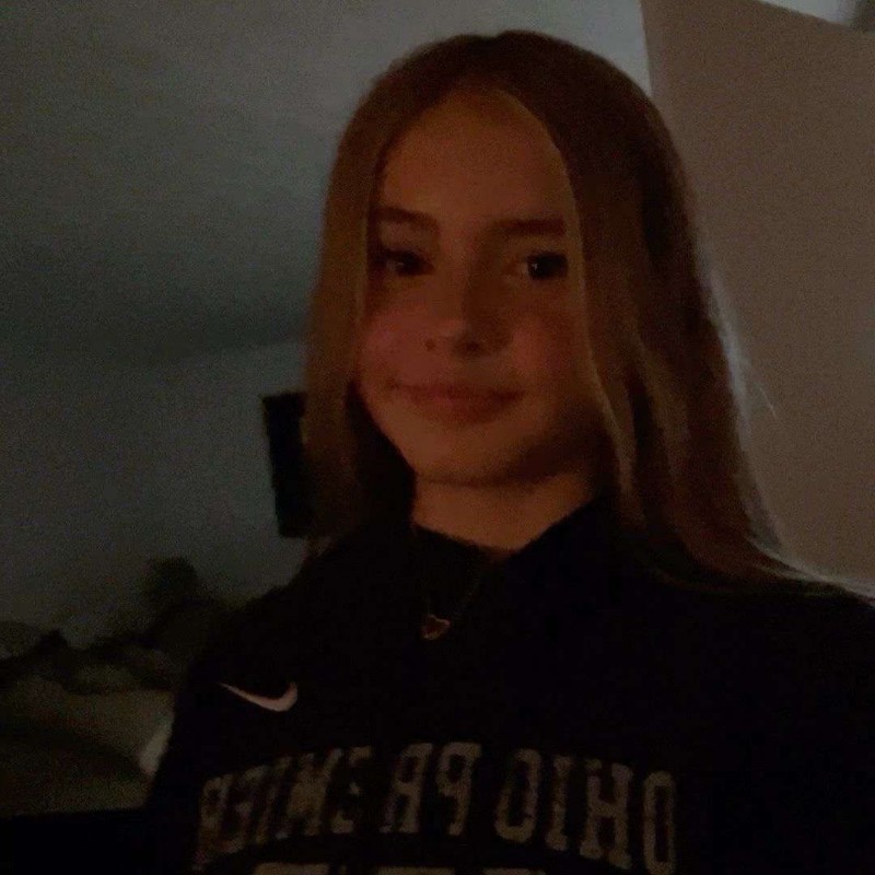 Megan Guillot (@itsmeganguillot) | Snapchat Stories, Spotlight & Lenses