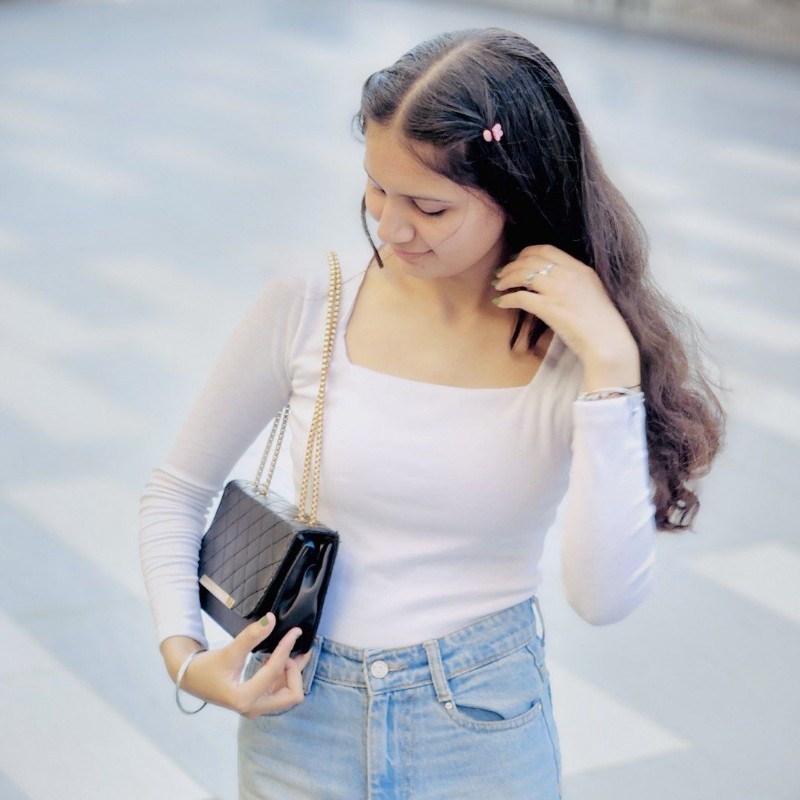 M E H A K🌹 ️ (@itsmehak_23) | Snapchat Stories, Spotlight & Lenses