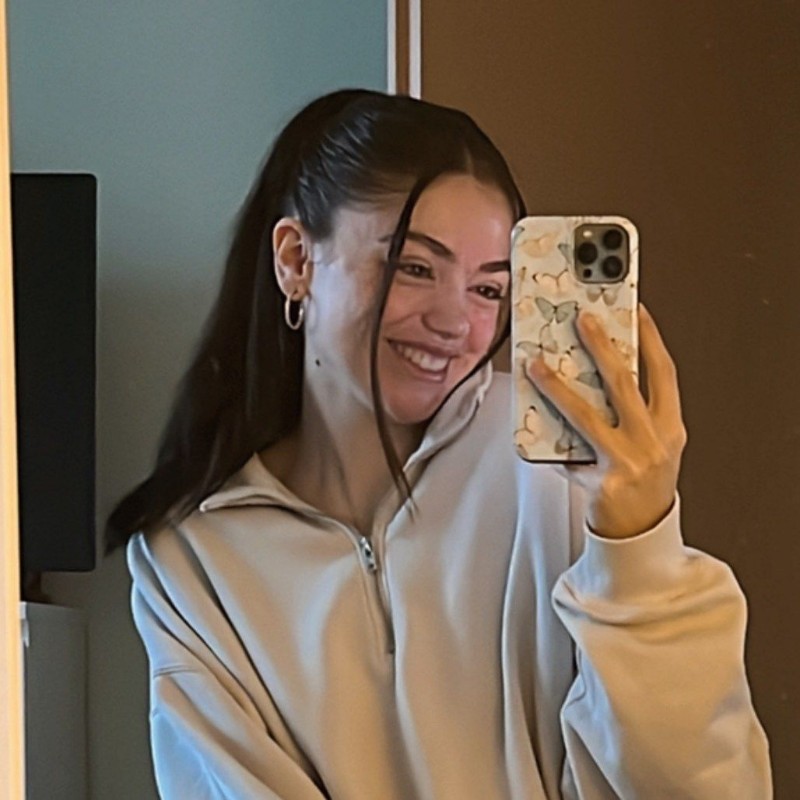 Melina🌹💫 (@itsmellifeee) | Snapchat Stories, Spotlight & Lenses