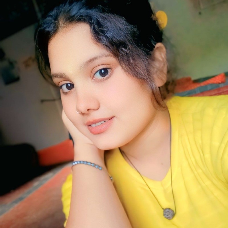 🔥⃝🕊️Ꮲʀɪ֟፝ʏᴀ (@itspihu315) | Snapchat Stories, Spotlight & Lenses