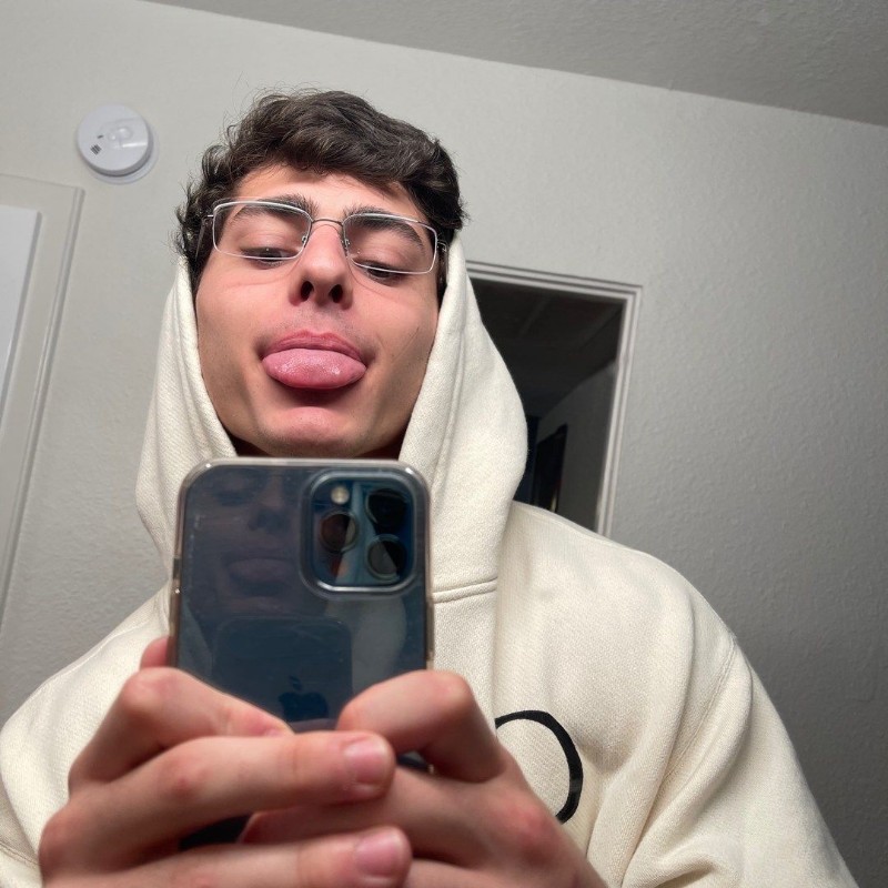 qcp (@itsqcp) | Snapchat Stories, Spotlight & Lenses