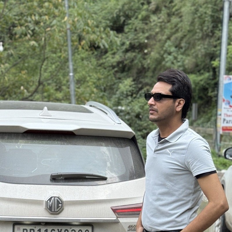 Rajat Singla (@itsrajatsingla) | Snapchat Stories, Spotlight & Lenses