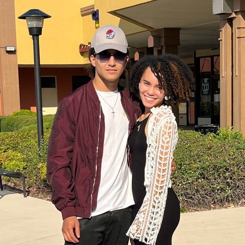 Samm And Jordan (@itssamandjordan) | Snapchat Stories, Spotlight & Lenses