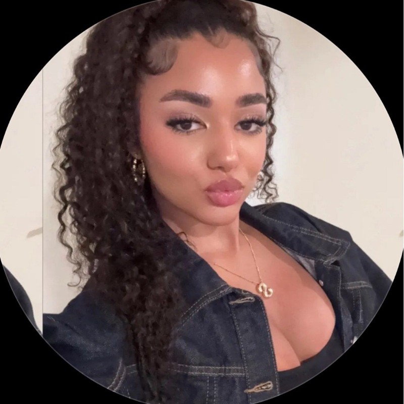 Scarlet May (@itsscarletmay) | Snapchat Stories, Spotlight & Lenses