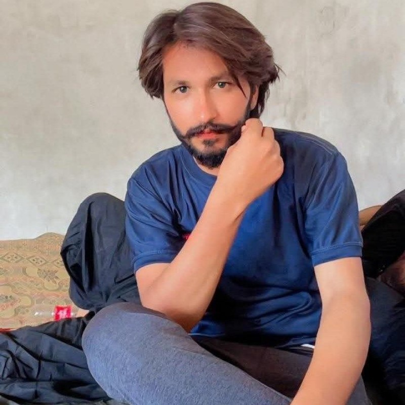 Sami Ullah (@itx8356) | Snapchat Stories, Spotlight & Lenses