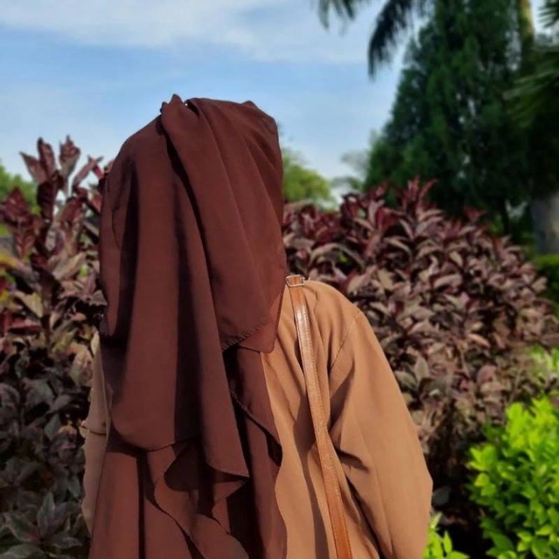 Mohtarma (@itxme_kiran) | Snapchat Stories, Spotlight & Lenses