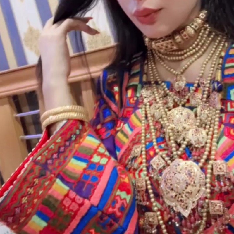 Laila Baloch (@itxx_lishh) | Snapchat Stories, Spotlight & Lenses
