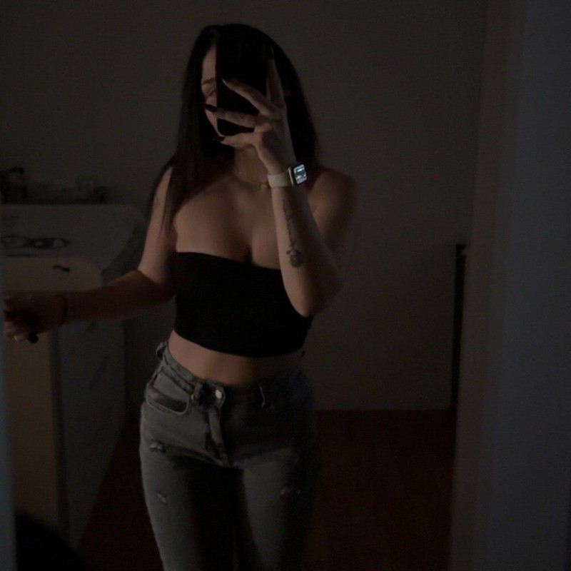 @itzz_celi04) | Snapchat Stories, Spotlight & Lenses