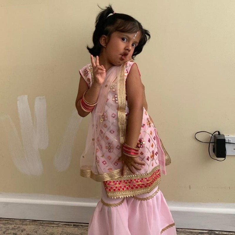 Izaah and xara (@izaahandxara) | Snapchat Stories, Spotlight & Lenses