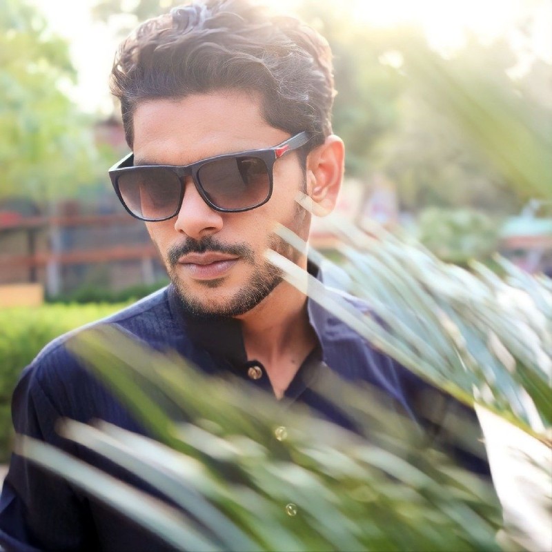 Jalal Khan (@j4_4jelly) | Snapchat Stories, Spotlight & Lenses