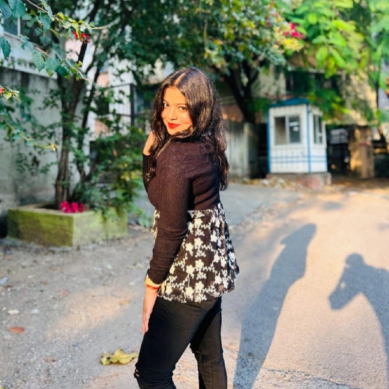 Jha Divya ️ (@j_divya2025) | Snapchat Stories, Spotlight & Lenses