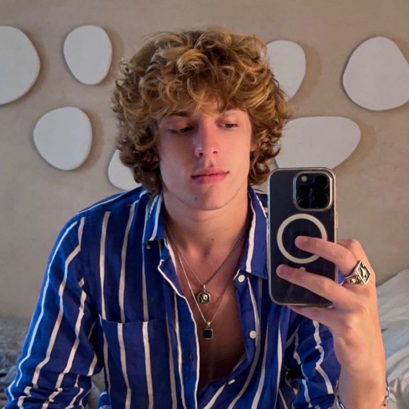 jack (@jack_neel) | Snapchat Stories, Spotlight & Lenses