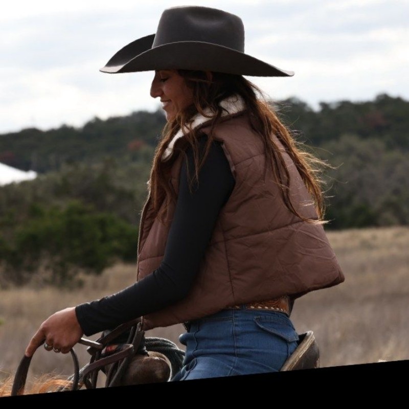 Jackie (@jackie.neira) | Snapchat Stories, Spotlight & Lenses