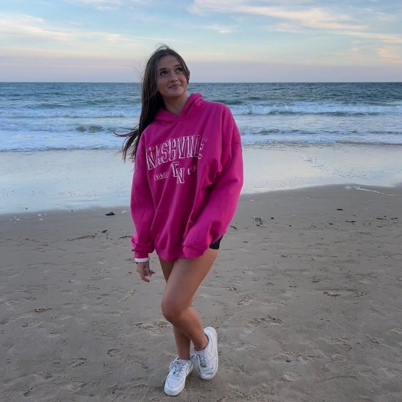 Jackie (@jackie1_8) | Snapchat Stories, Spotlight & Lenses