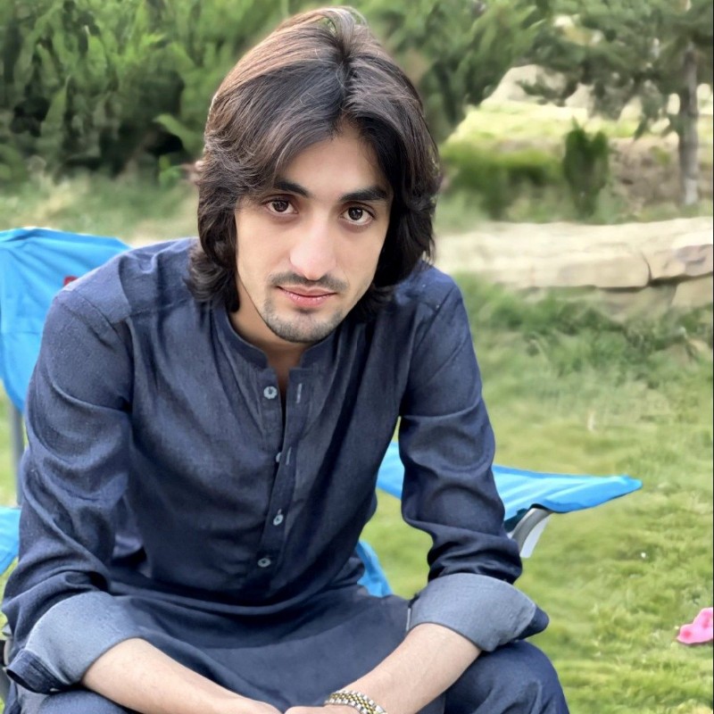 Jahanzaib Khan Achakzai (@jahanzaib_achkz) | Snapchat Stories, Spotlight & Lenses