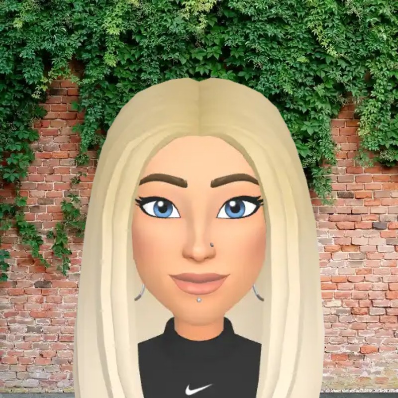 Jamie Claire (@jammieclaire) | Snapchat Stories, Spotlight & Lenses