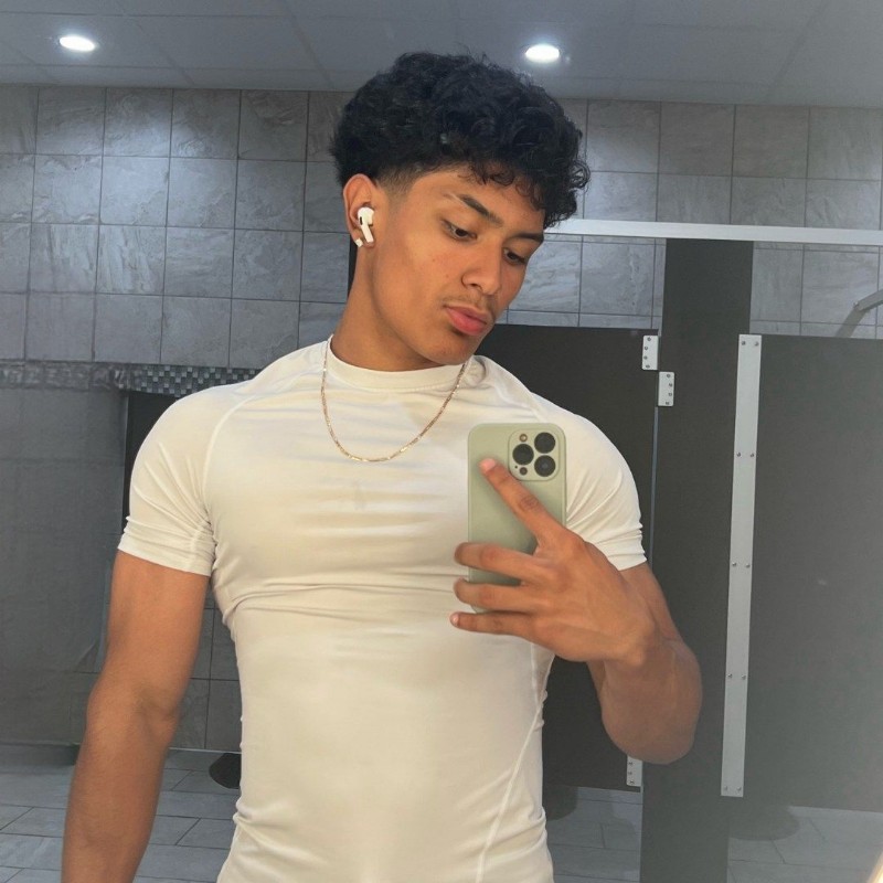 Jared Rodriguez;)😻🇲🇽 (@jaredra7) | Snapchat Stories, Spotlight and Lenses