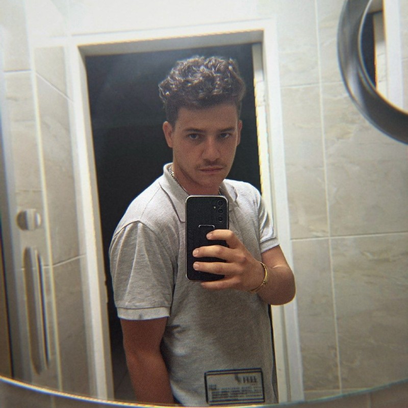 Jason Daniel (@jasondaniel2) | Snapchat Stories, Spotlight & Lenses