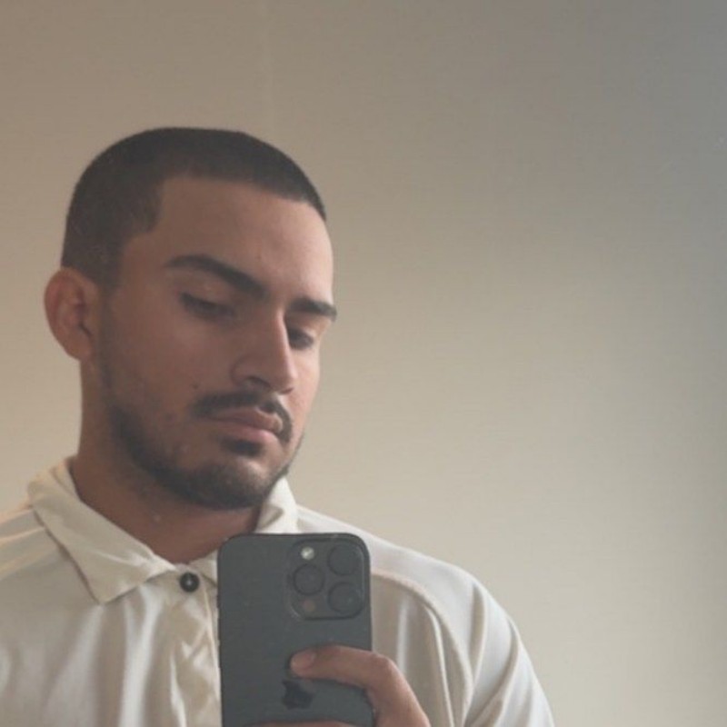 Jason (@jasongspeaks) | Snapchat Stories, Spotlight & Lenses