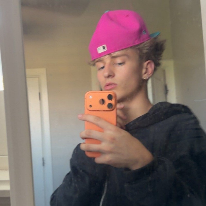 Jax (@jaxon_varner300) | Snapchat Stories, Spotlight & Lenses