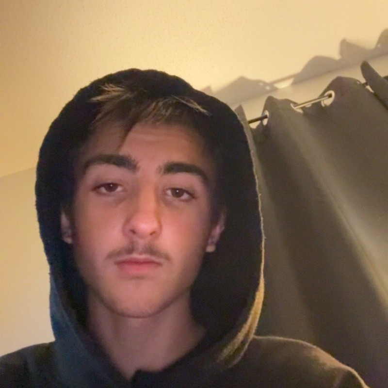 Jayjay23 (@jaycompton716) | Snapchat Stories, Spotlight & Lenses